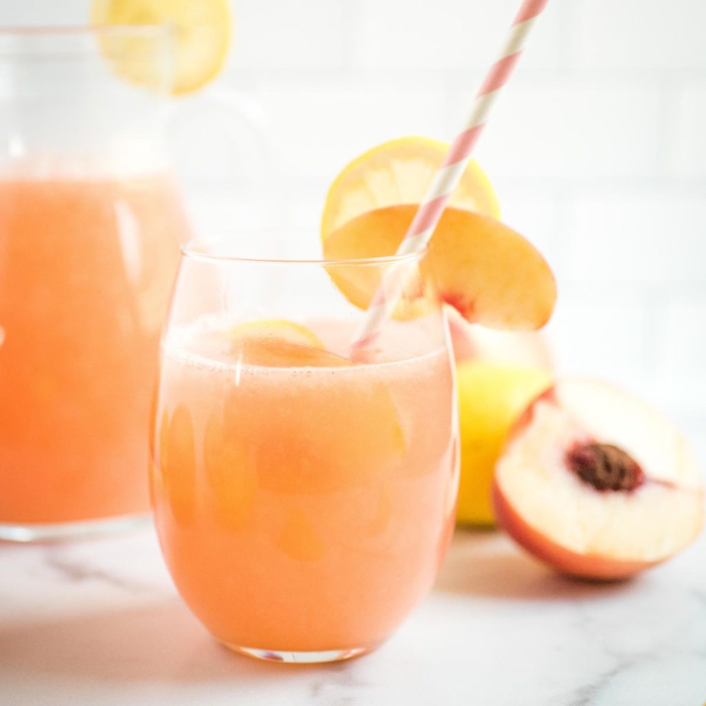 Refreshing Homemade Peach Lemonade Recipe - Sweetly Splendid