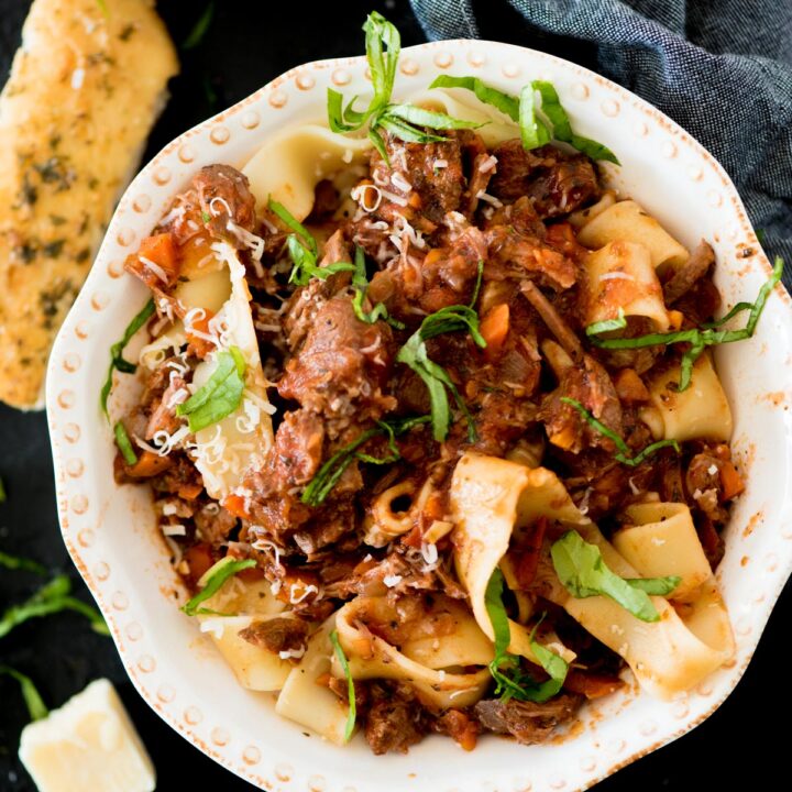 Slow Cooker Beef Ragu Recipe - Sweetly Splendid