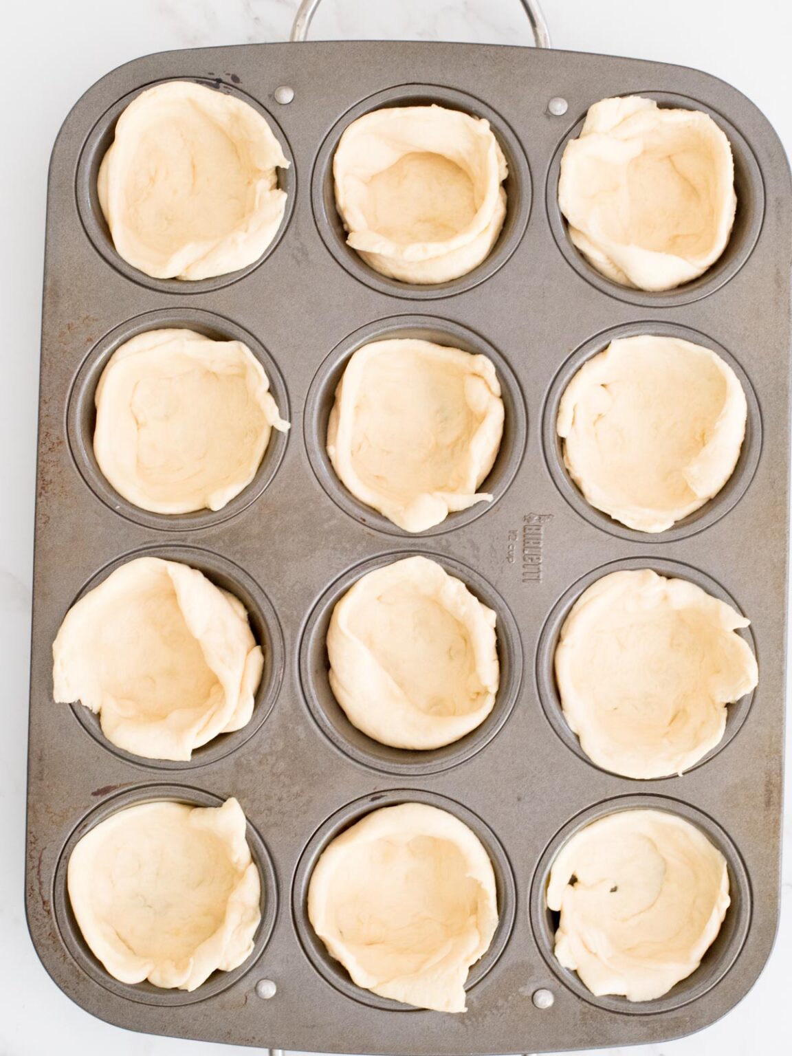 Mini Chicken Pot Pies (only 4 ingredients) - Sweetly Splendid