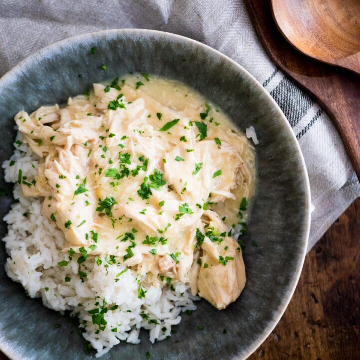 4-Ingredient Crockpot Ranch Chicken - Sweetly Splendid