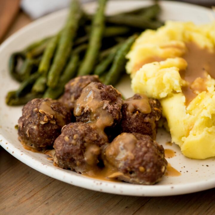 Meatballs with Onion Soup Mix - Sweetly Splendid