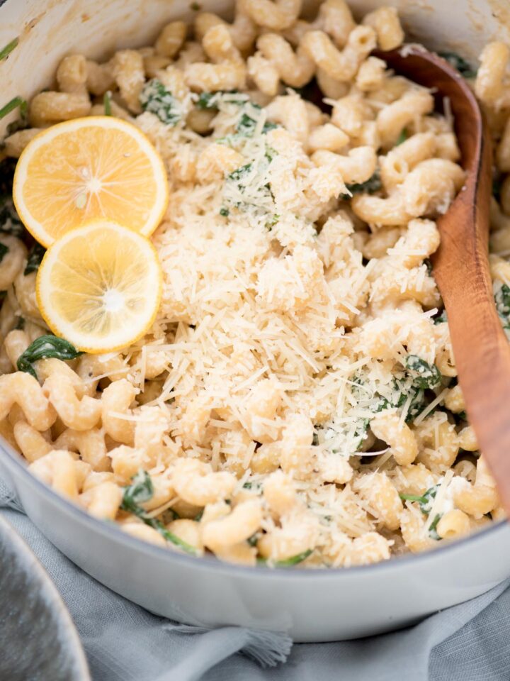 One Pot Ricotta Cheese Pasta - Sweetly Splendid