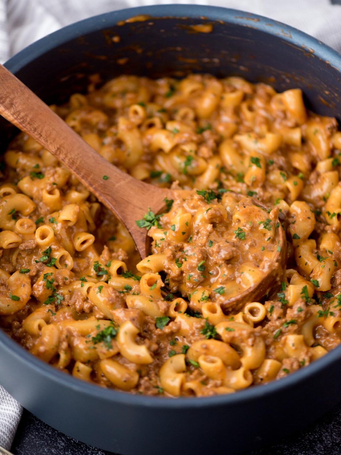 Homemade Cheeseburger Macaroni - Sweetly Splendid