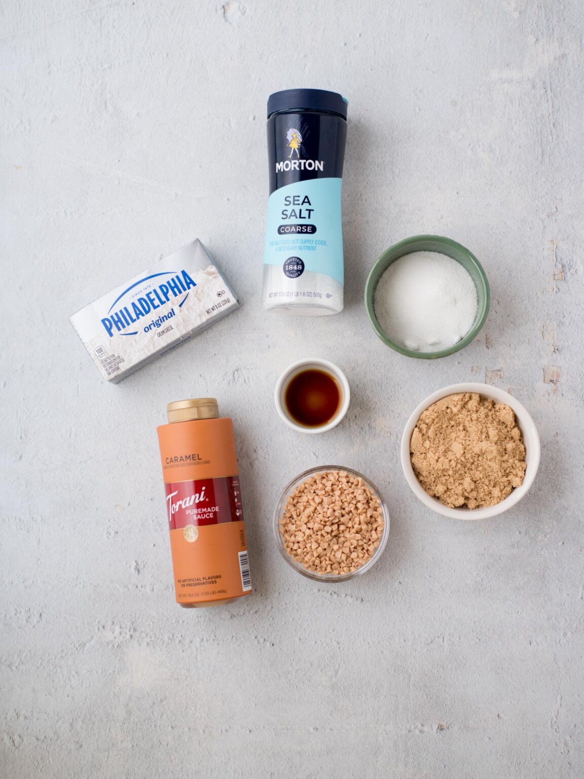 The Best Caramel Apple Dip Recipe - Sweetly Splendid